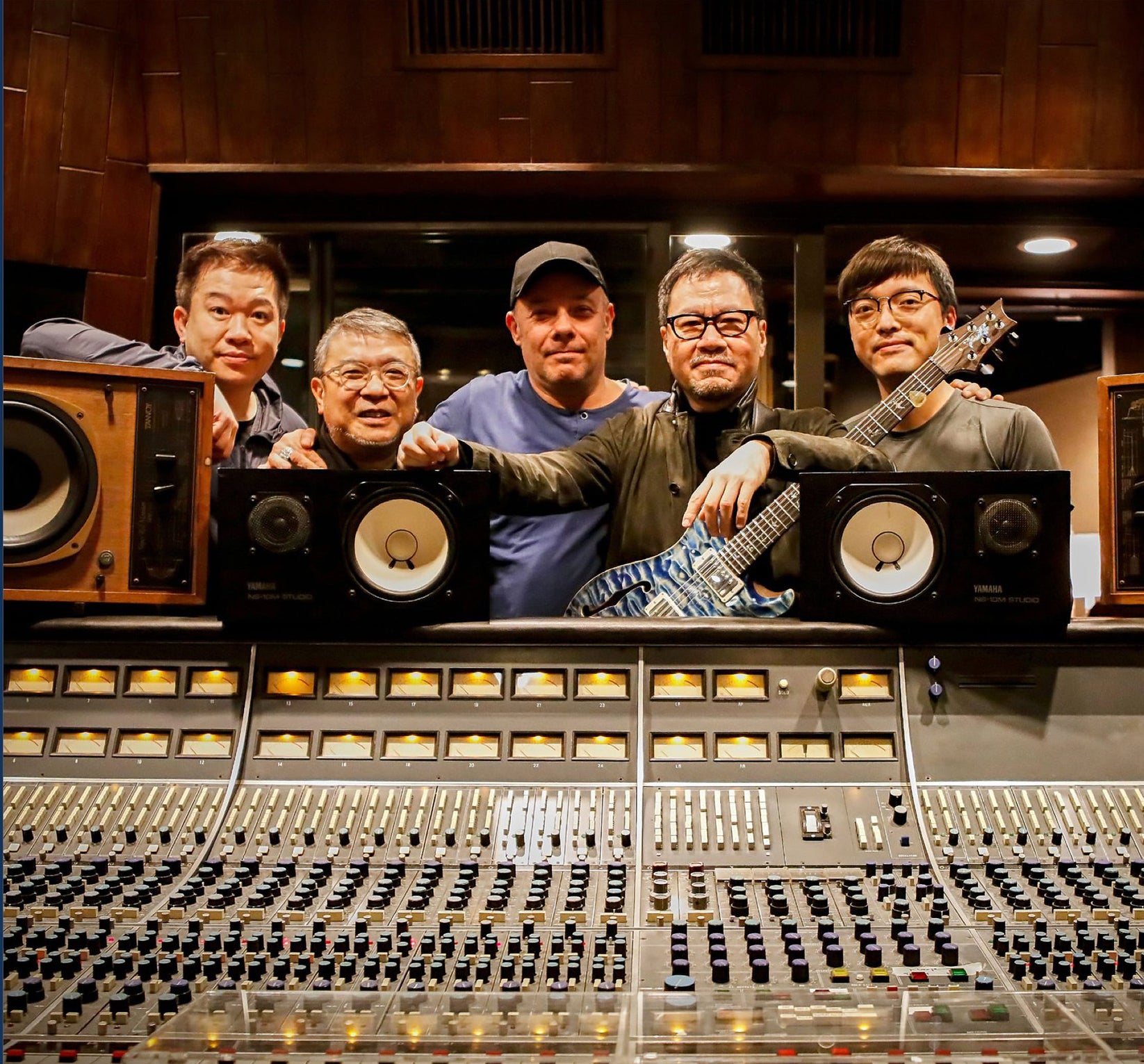 Comfort Zone - MQA-HQCD – Artist Connections Asia